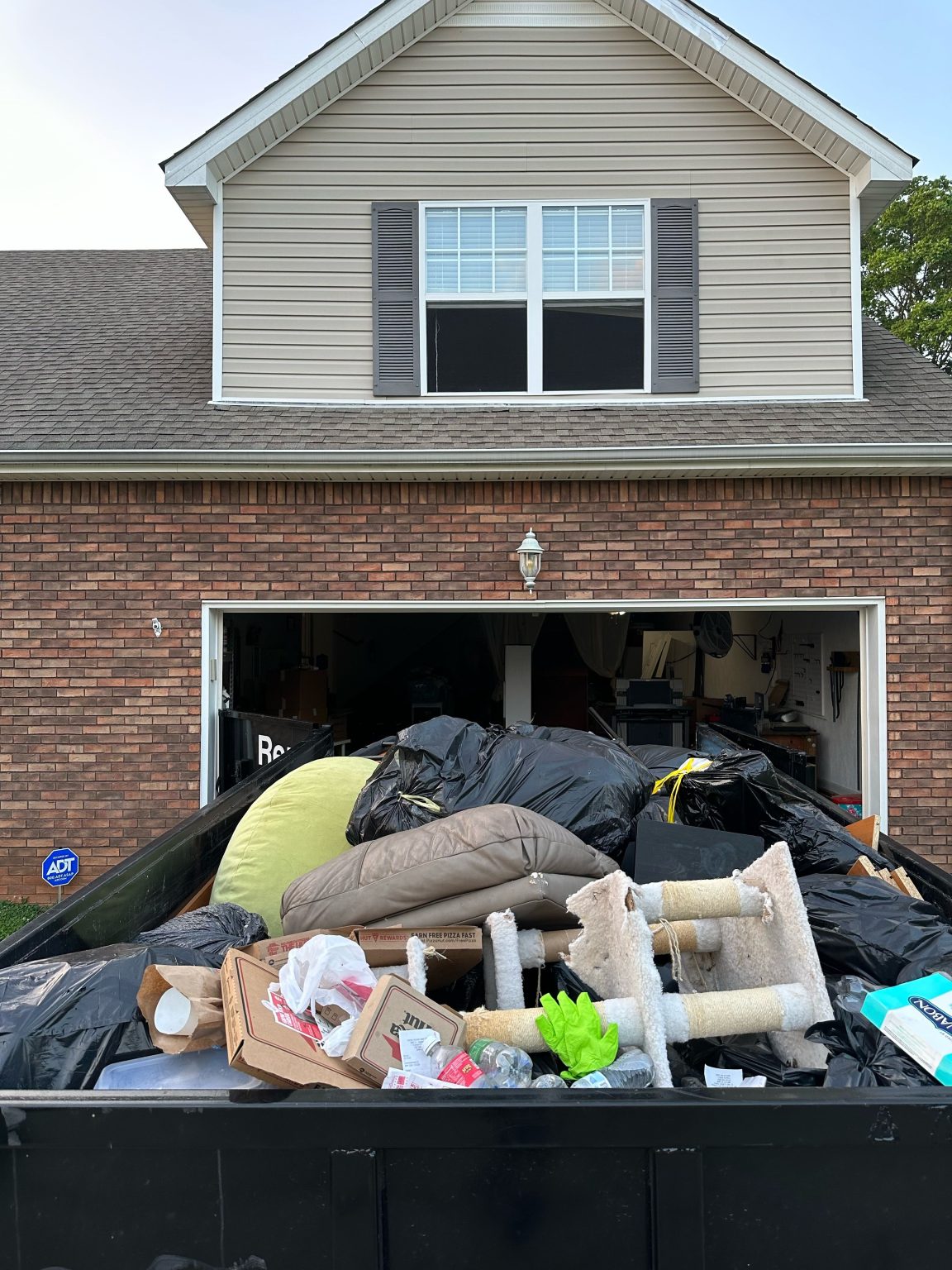 Junk Removal - Econ Junk Hauling